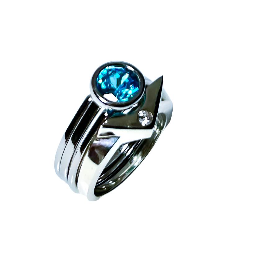 Scarlet Triangle Stack Set – Marilu Designs